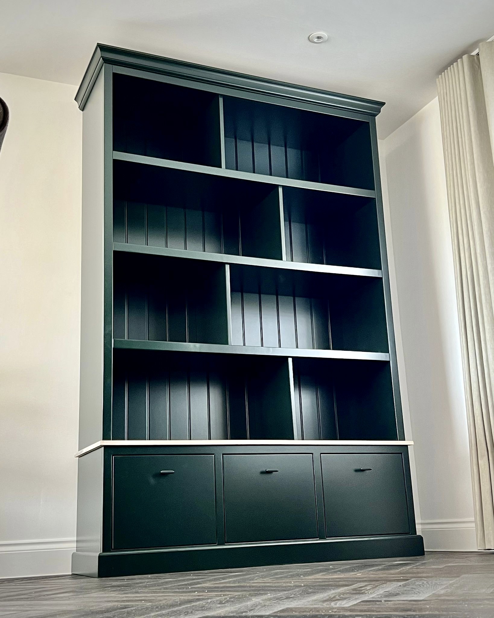 Hillrow Display Dresser - Willis & Stone : Willis & Stone